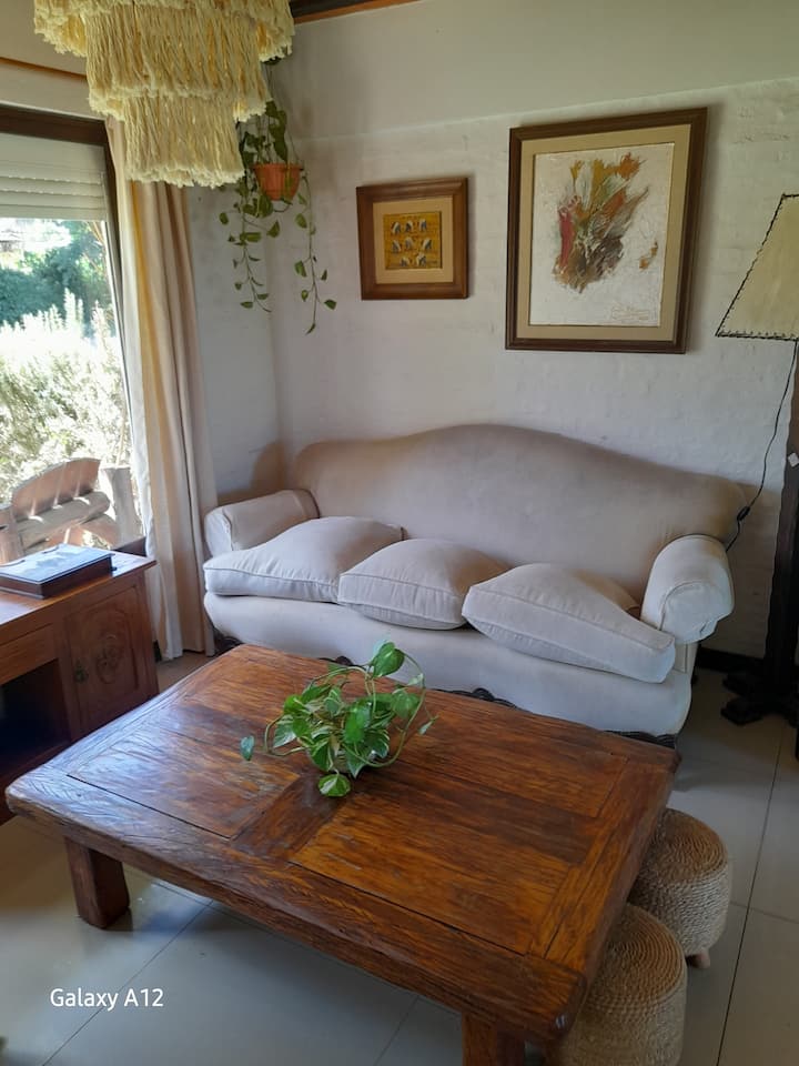 Acogedora Casa Cerca Del Centro De Atlántida - Las Toscas