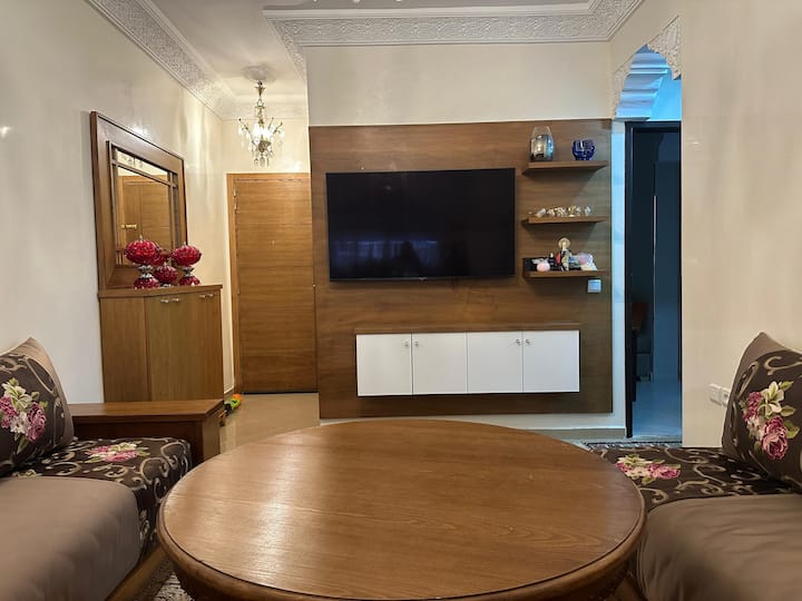 Appartement Calme à Louer à Hay Salam Centre Ville - 阿加迪爾