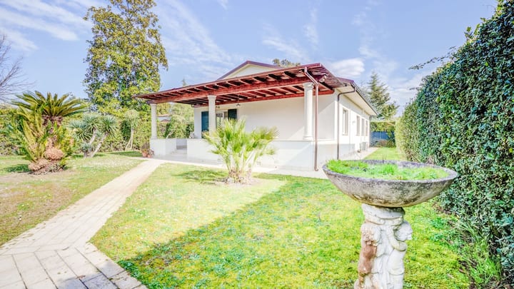 Villa Daniela Del Forte - Massa