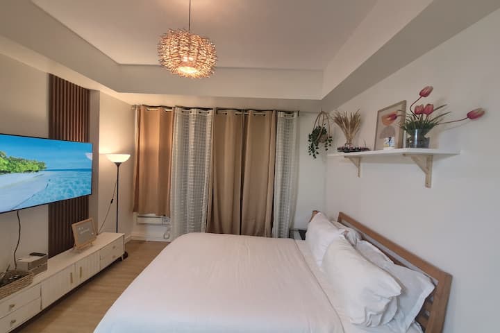 Group Staycation - Las Piñas