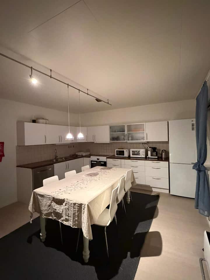 Lys Og Trivelig Hus I Hjerte Av Tromsø. - トロムセー