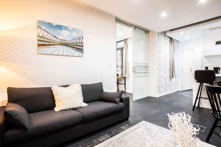 Hyper Centre : Design, Briques & Style Industriel - Lille