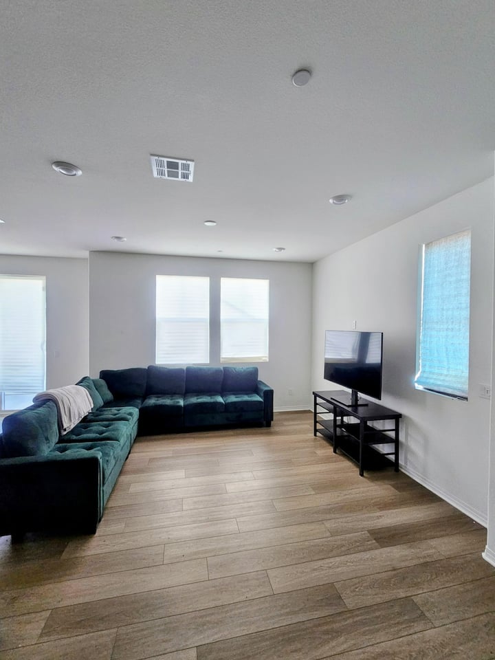 Elegant Wine Country Retreat Near Temecula - Murrieta, CA