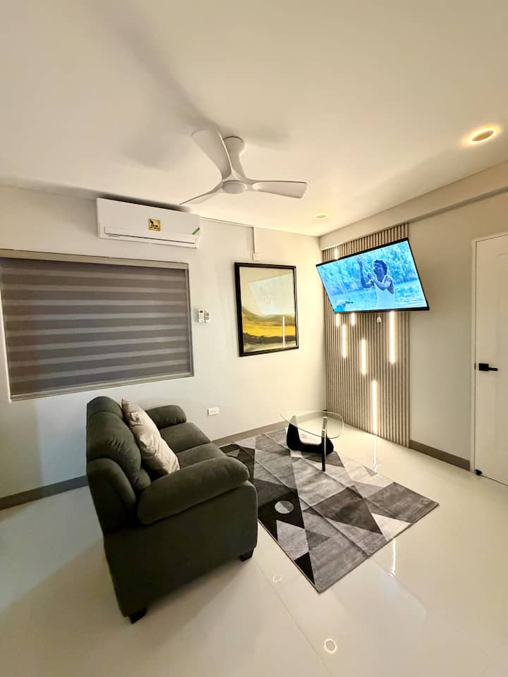 Modern Stay At Sunbury 9 – Central Avenue 1br 1bth - Kingston