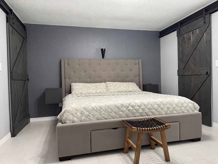 Great Place Near Busch Garden, Airport, Stadium. - Keystone, FL