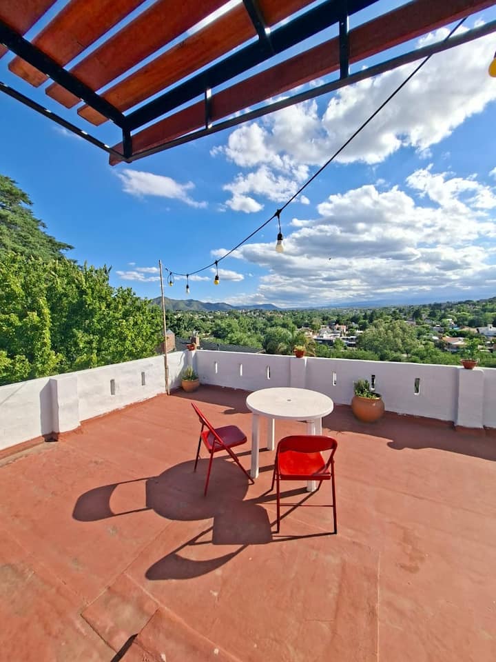 Habitación, Baño Privado Y Terraza Con Vista - Villa Carlos Paz