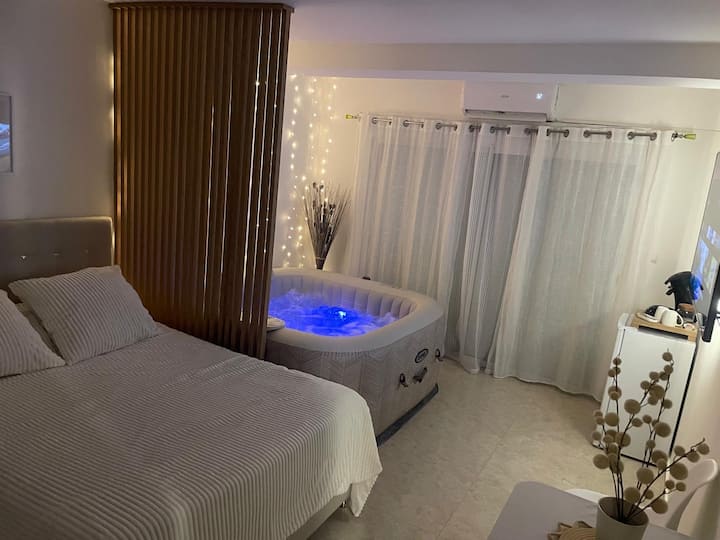 Appartement Avec Jacuzzi Privatif & Terrasse - Béziers