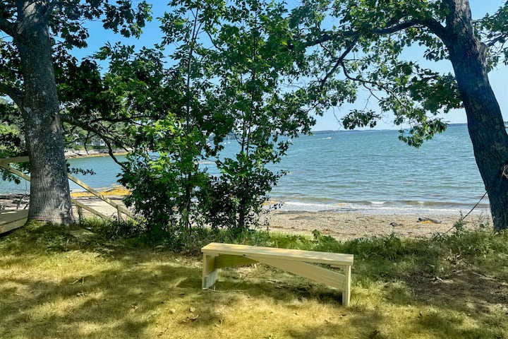 Coastal Maine Home With Private Beach And Gardens - Yarmouth, ME