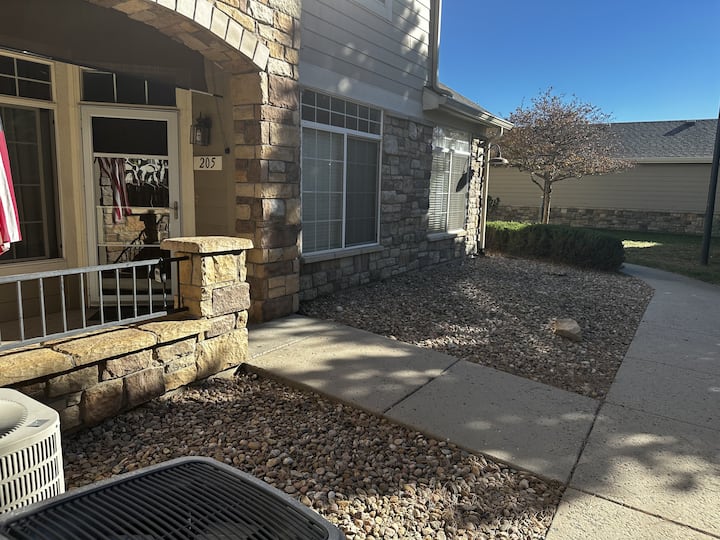 Ground-floor Apartment With Private Entrance - Aurora, CO