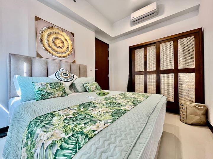 Abeys Sky Residence | Lotus Tower View - Colombo