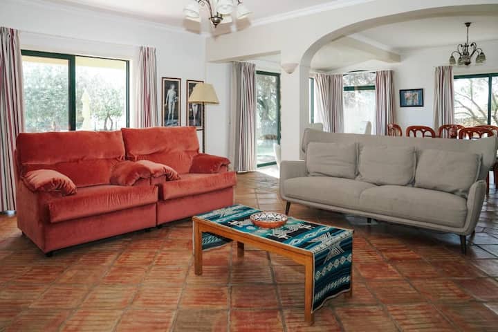 Vila Limão – Sunny Algarve Villa W/ Pool - Albufeira