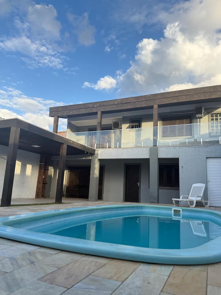 Casa Com Piscina - Capão da Canoa