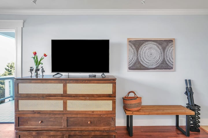 Updated Emeryville Condo-minutes To Sf! Long Stays - Berkeley, CA