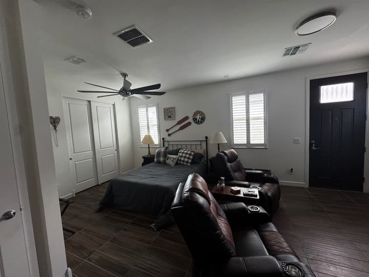 Nice Studio With Queen Size Bed, And Kitchenette. - Buckeye, AZ