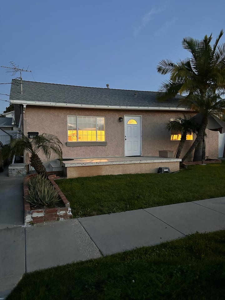 Centrally Located In The Heart Of Socal - Brea, CA