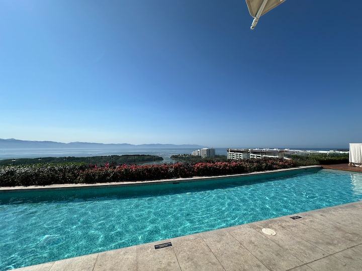 Spectacular 4 Bedroom Grand Luxxe Nuevo Vallarta - Nuevo Vallarta