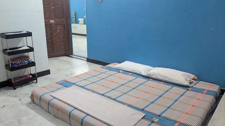 Mountains At Dawn
An Abode Of Harmony & Grace - Salem