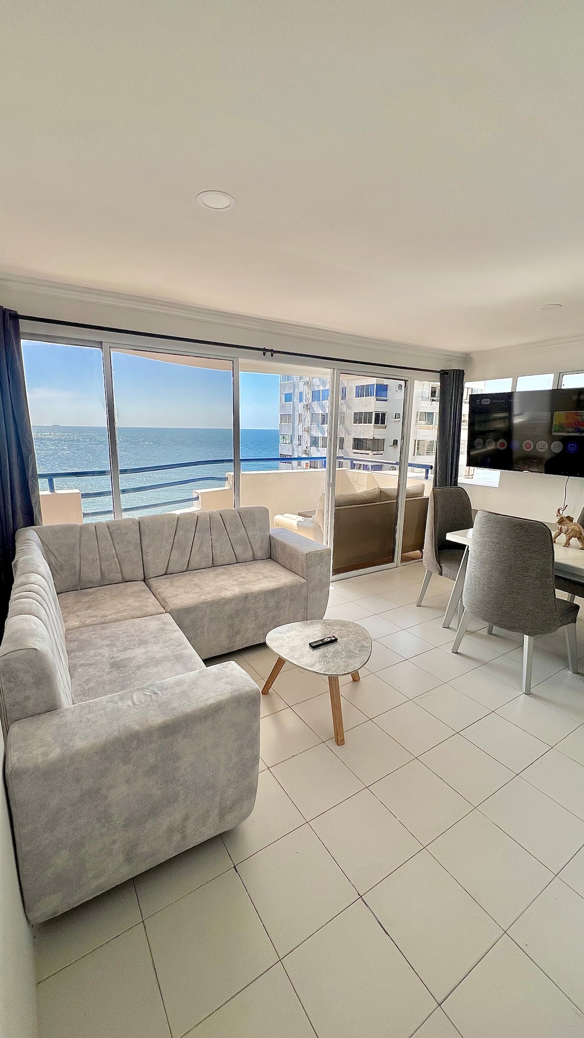 Luxury Apartment with Marina del Rey Ocean View - Flats for Rent in ...