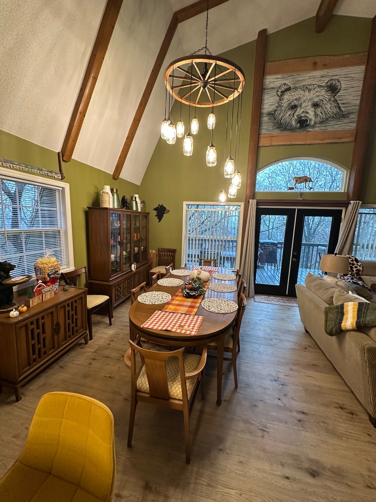 Mountains of Tennessee Treehouse - Houses for Rent in Crab Orchard ...