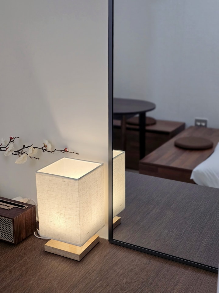 [시아채] 수원역 도보2분｜ak플라자수원 | 화성행궁 | 화성어차 | 장박할인 - Suwon-si