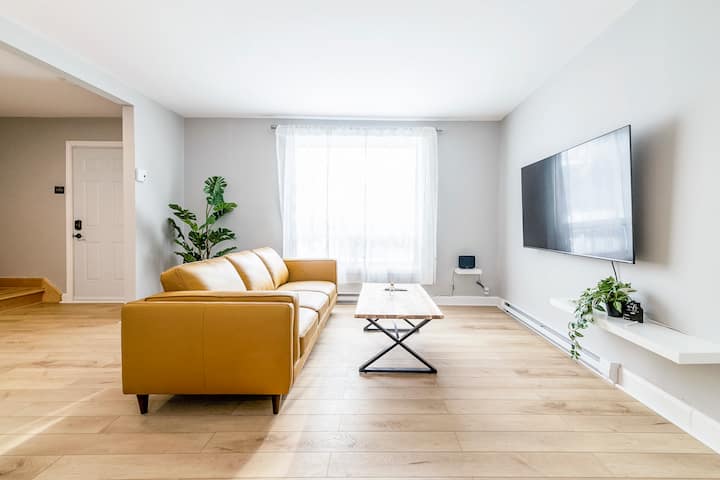Renovated Greenfield Park 3br •Near Dt & Parks - Brossard