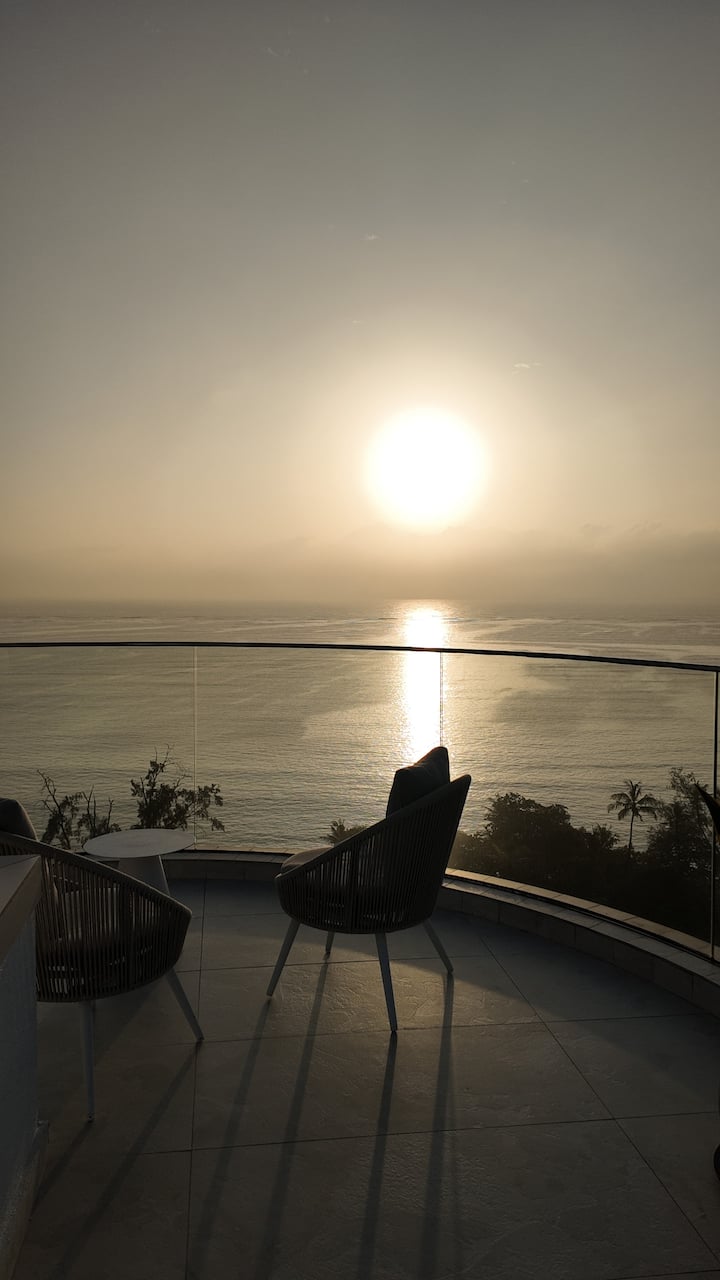 Nyali Sunrise–sunset Ocean View Retreat - Kenya