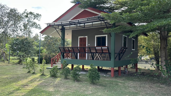 Ps 4 Cozy House With Mountain View - Ko Pha Ngan