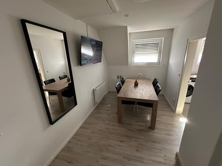 Große Wohnung Mit Eigenem Eingang - Losser