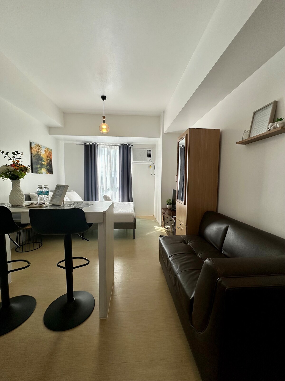 8F Cozy Studio Unit at Centrio Tower beside Ayala - Apartments for Rent ...