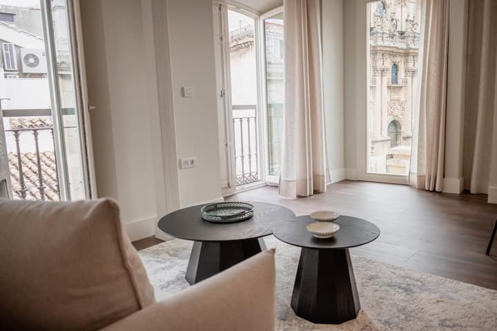 Casa Del Reloj Boutique 3º C: Vistas A La Catedral - Jaén