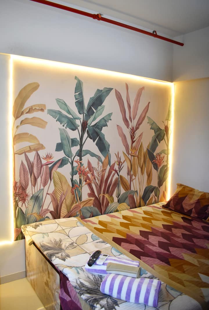 Peaceful Pixels Studio|nearairport|couplefriendly! - Pune