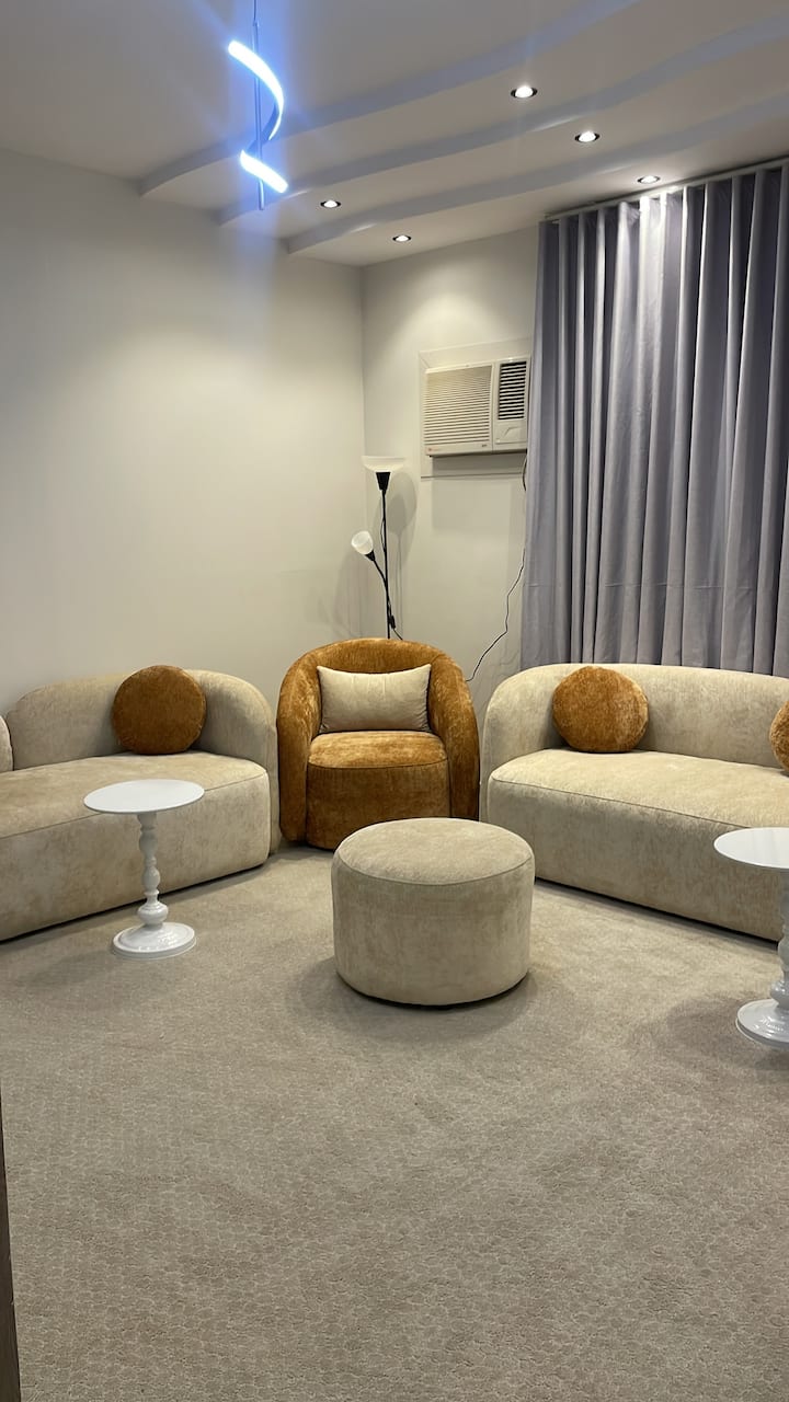 حي العريض خلف ماكدونالدز طريق الامير محمد - Medina