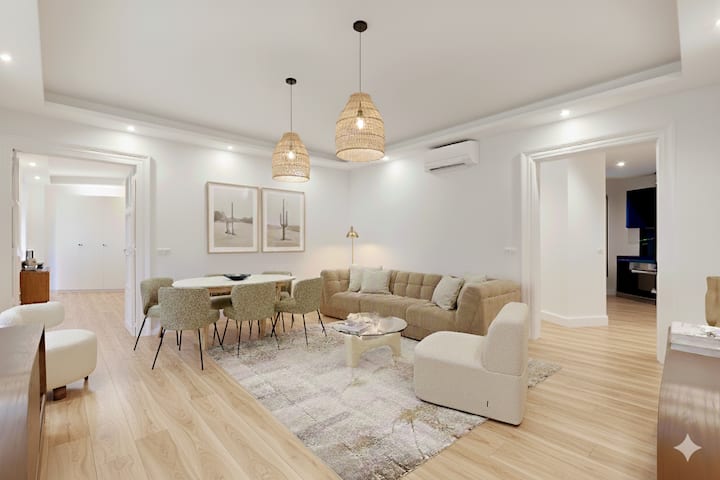 5 Chambres à 2 Min Des Champs-élysées - Paris