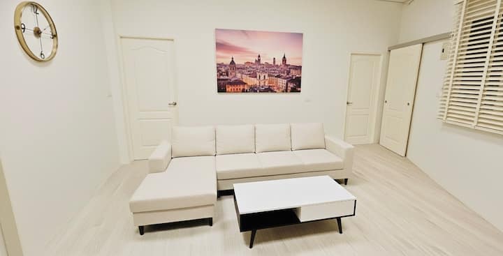 士林時光&捷運2分鐘&夜市走路3分鐘&家庭旅遊好友出遊首選&陽明山,西門町,淡水,搭車即可到達。 - Taipei