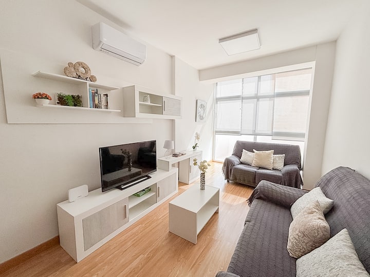 Federico Garcia Lorca By Expoholidays - Almería