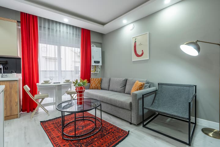 Red Concept Suite • Fast Wi-fi • A/c - Antalya