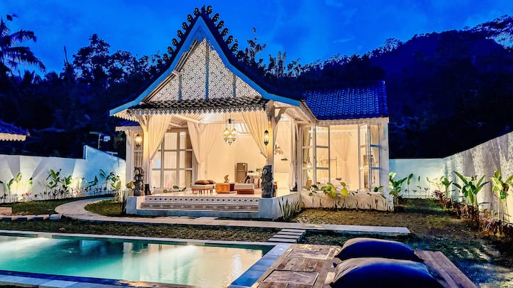 Hafrana Villa, Selat Duda (East Bali) - Besakih