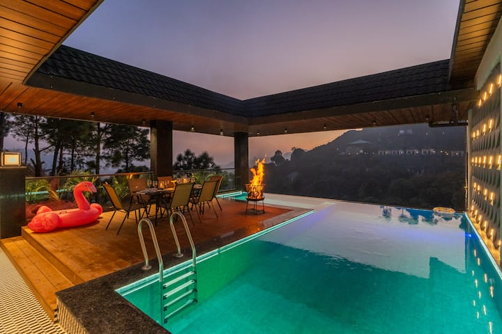 Stayvista - The Kasa Infinity Pool & Home Theatre - Solan