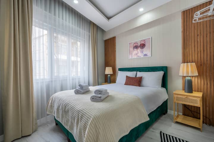 Hazel Chic 1br • Central Antalya Apart - Antalya