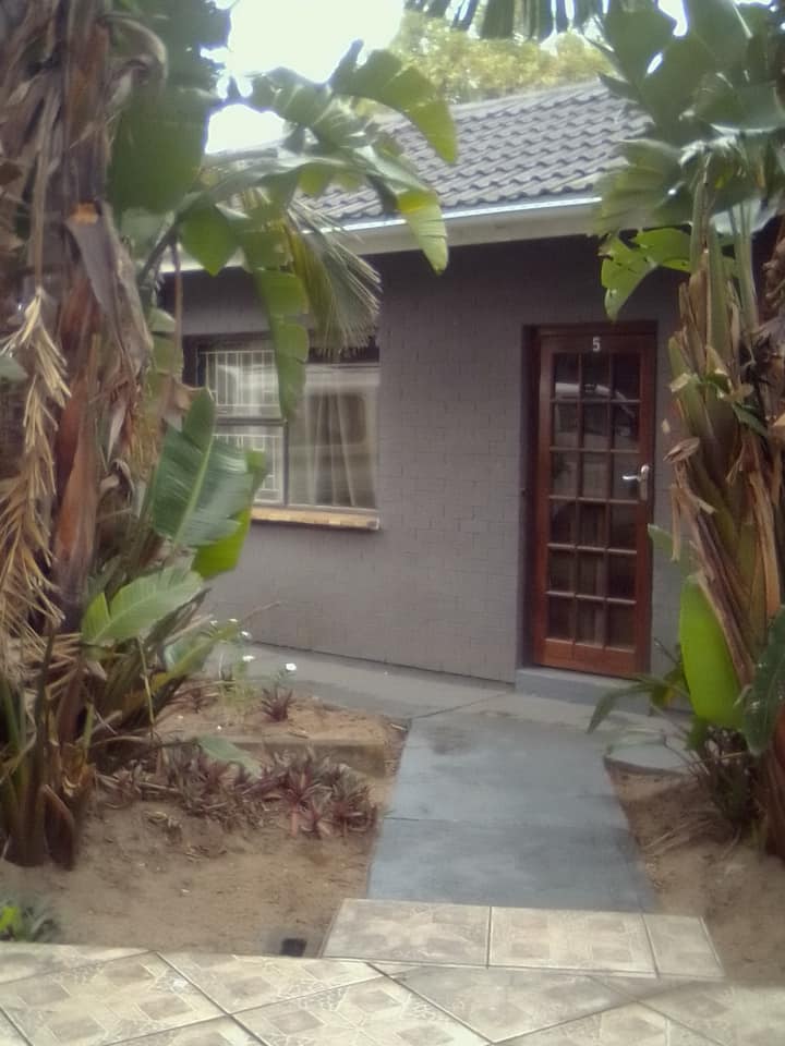 Clover Crevice R/b(4db) - Richards Bay