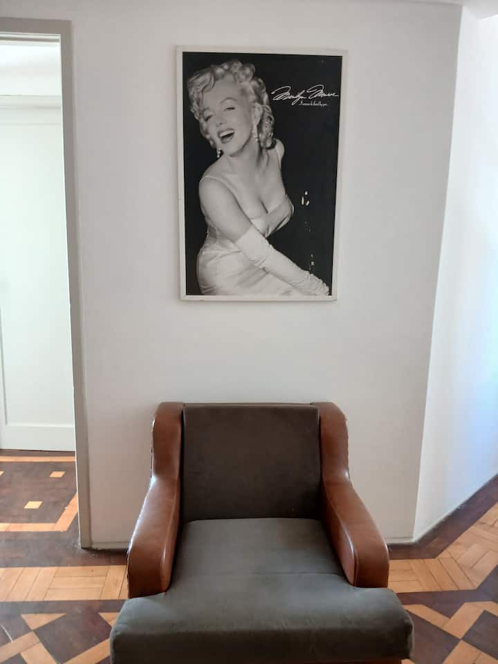 Apê No Charmoso Bairro Bom Fim - Porto Alegre