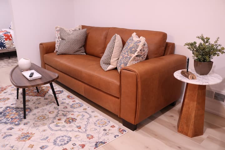 Cozy Traveler's Oasis In Niagara Falls - Niagara Falls