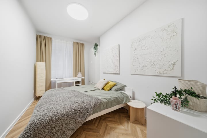 Stylish 2br Family Apartment • Near Hockey Stadium - Bratislava