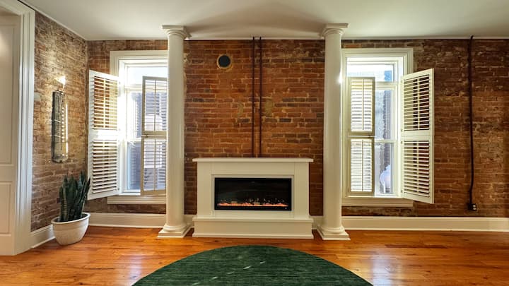 Downtown Main - Green River Lake State Park, Campbellsville