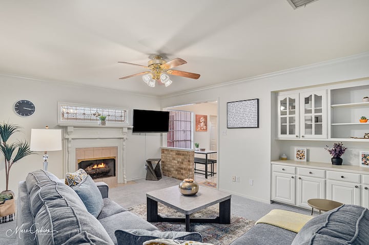 Serene & Spacious Townhouse With Private Patio - Bossier City, LA