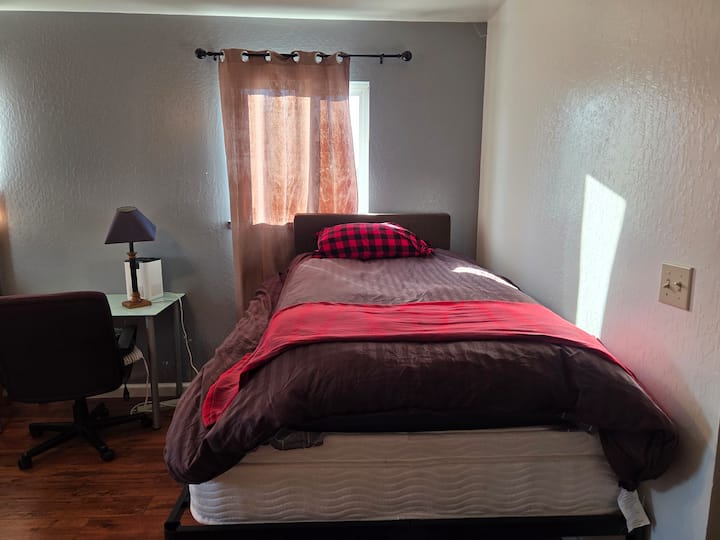 Entire Private Suite. Next To Bart Station - Pleasant Hill, CA