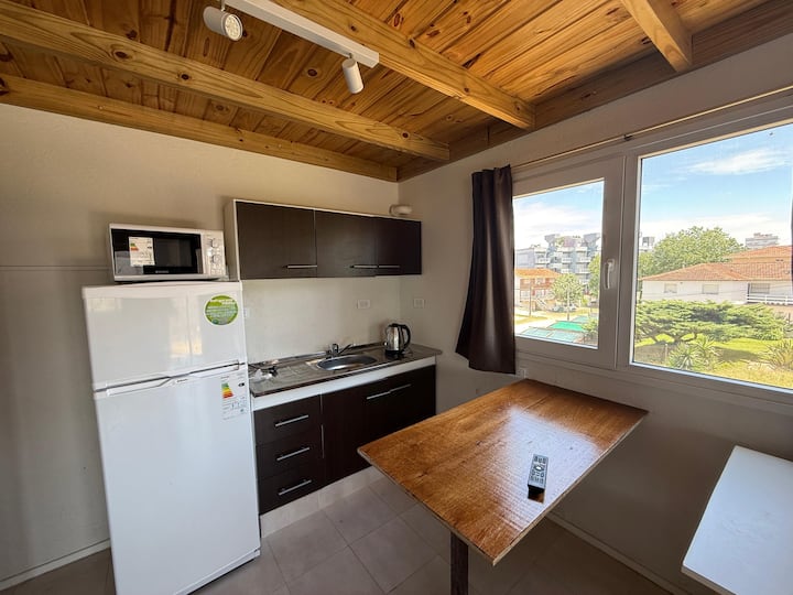 Excelente Depto. 2 Ambientes A 100 Metros Del Mar - Villa Gesell