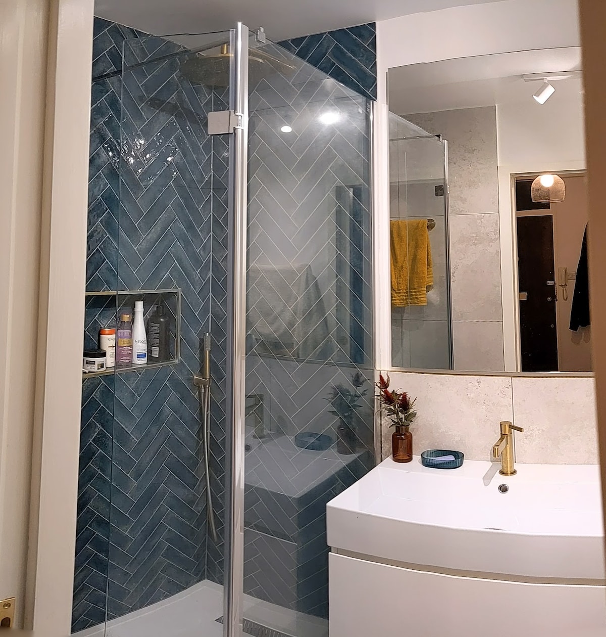 Bright luminous flat - Apartments for Rent in Greater London, England ...