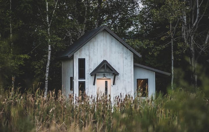 Cabin 5- Snowdeo Lodge-sled-in/sled-out - Rangeley, ME