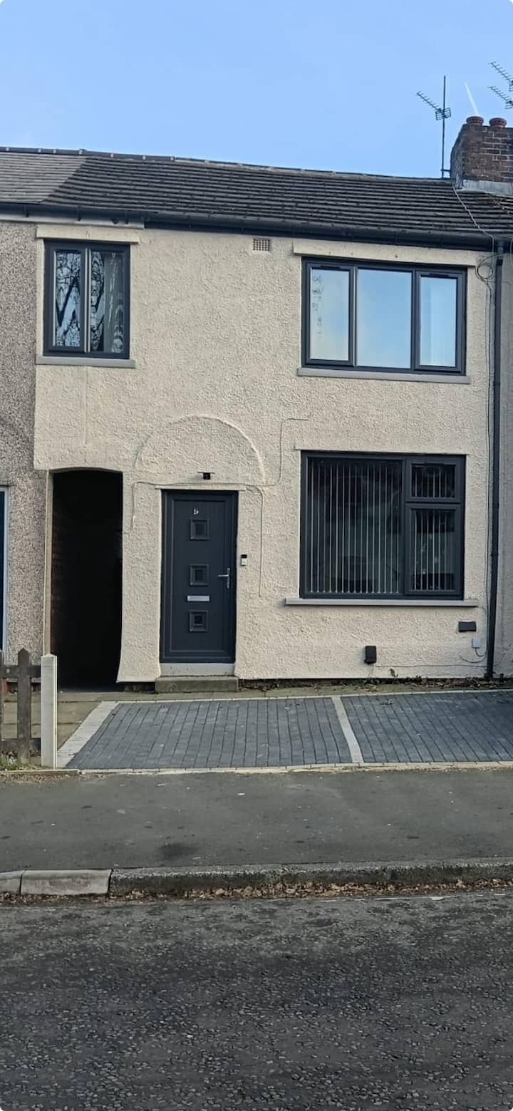 Dale Combe - Rochdale